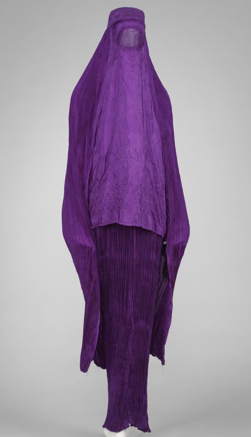 Woman's dress and veil (chaadaree) | RISD Museum