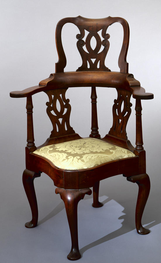 Roundabout (Corner) Chair | RISD Museum