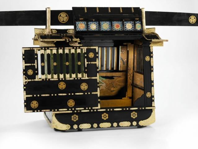 Palanquin (norimono) with Tokugawa and Ichijo Crests | RISD Museum