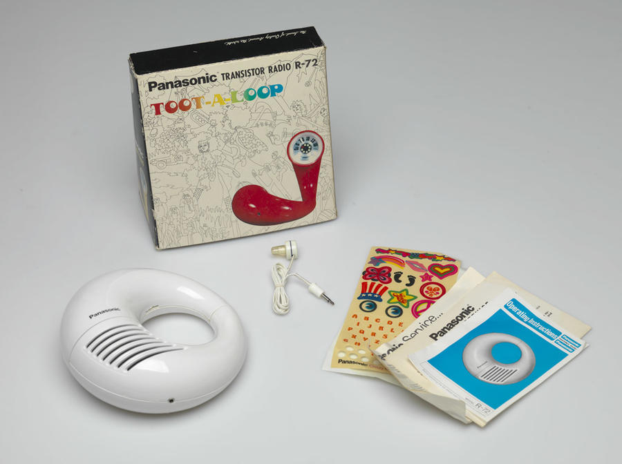 Toot-a-Loop Radio (model R-72) | RISD Museum