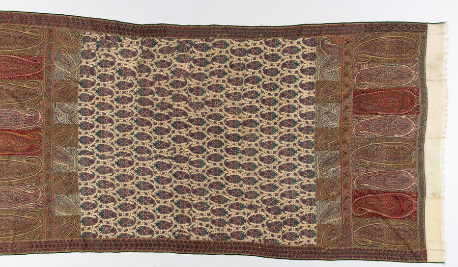 Shoulder Mantle | RISD Museum