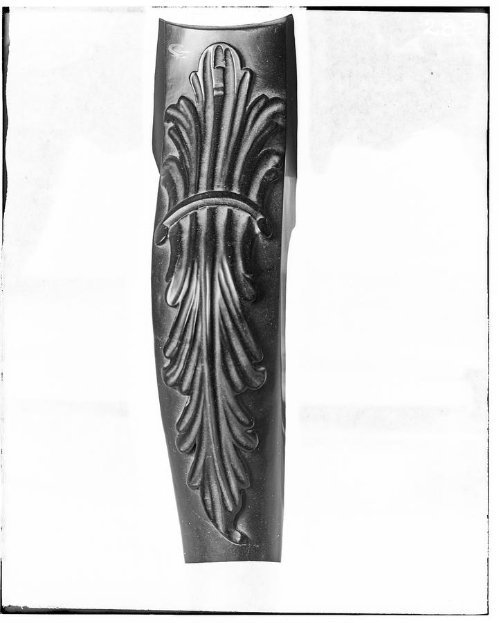 Tilt-Top Table | RISD Museum